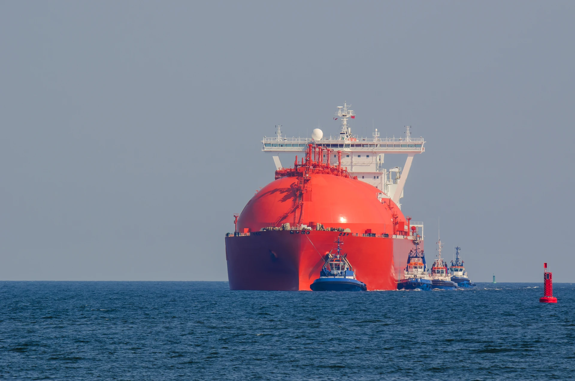 80% gazu LNG z USA. Czy naprawdę uwolniliśmy się od energetycznego uzależnienia?